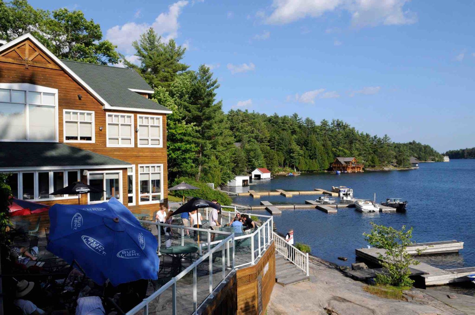 The Top Luxury Muskoka Resorts & Hotels in Cottage Country Ontario